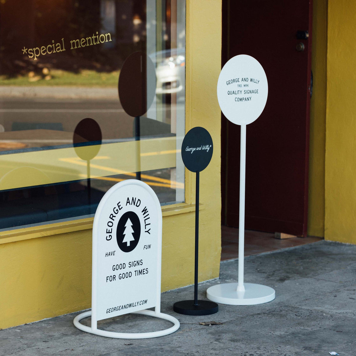 Fence Signs: Design Tips to Turn Passersby into Customers – George and ...