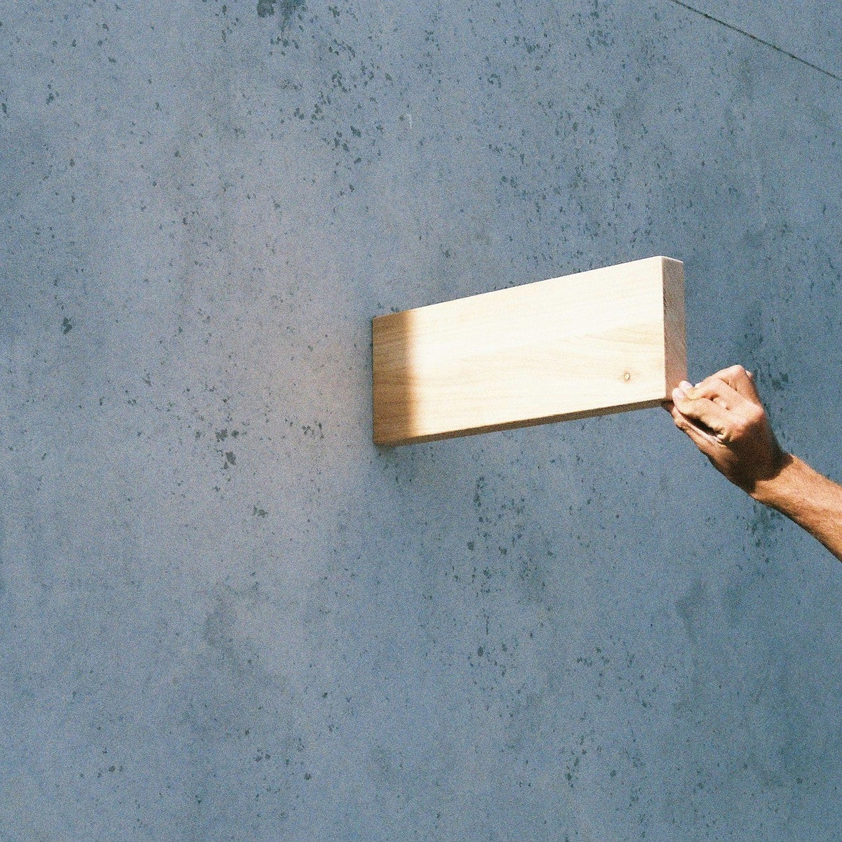 Building a Sign – George and Willy