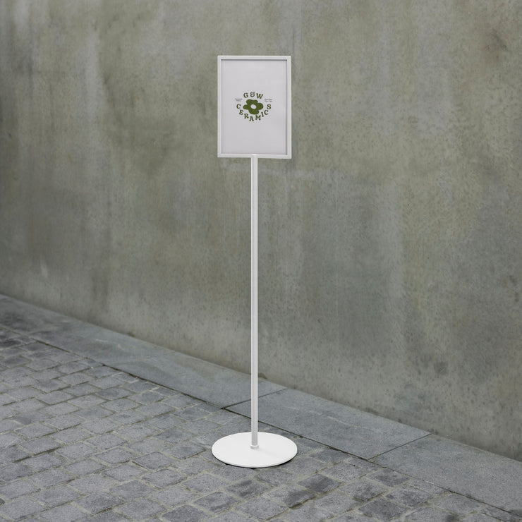 Standing Signs & Freestanding Business Signage | George & Willy