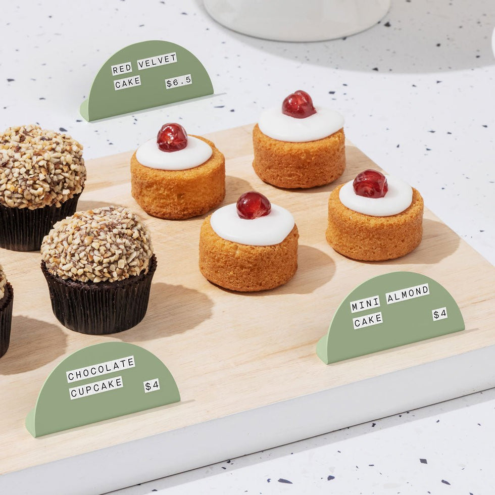 Round Counter Signs | George & Willy