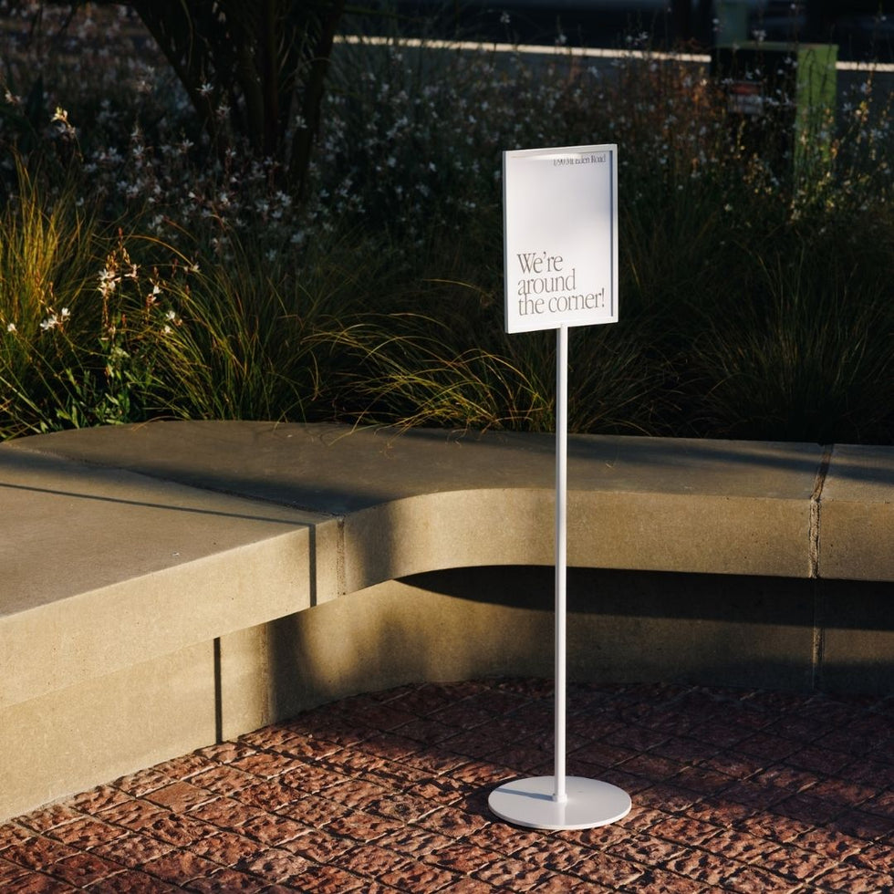 Standing Signs & Freestanding Signage | George & Willy