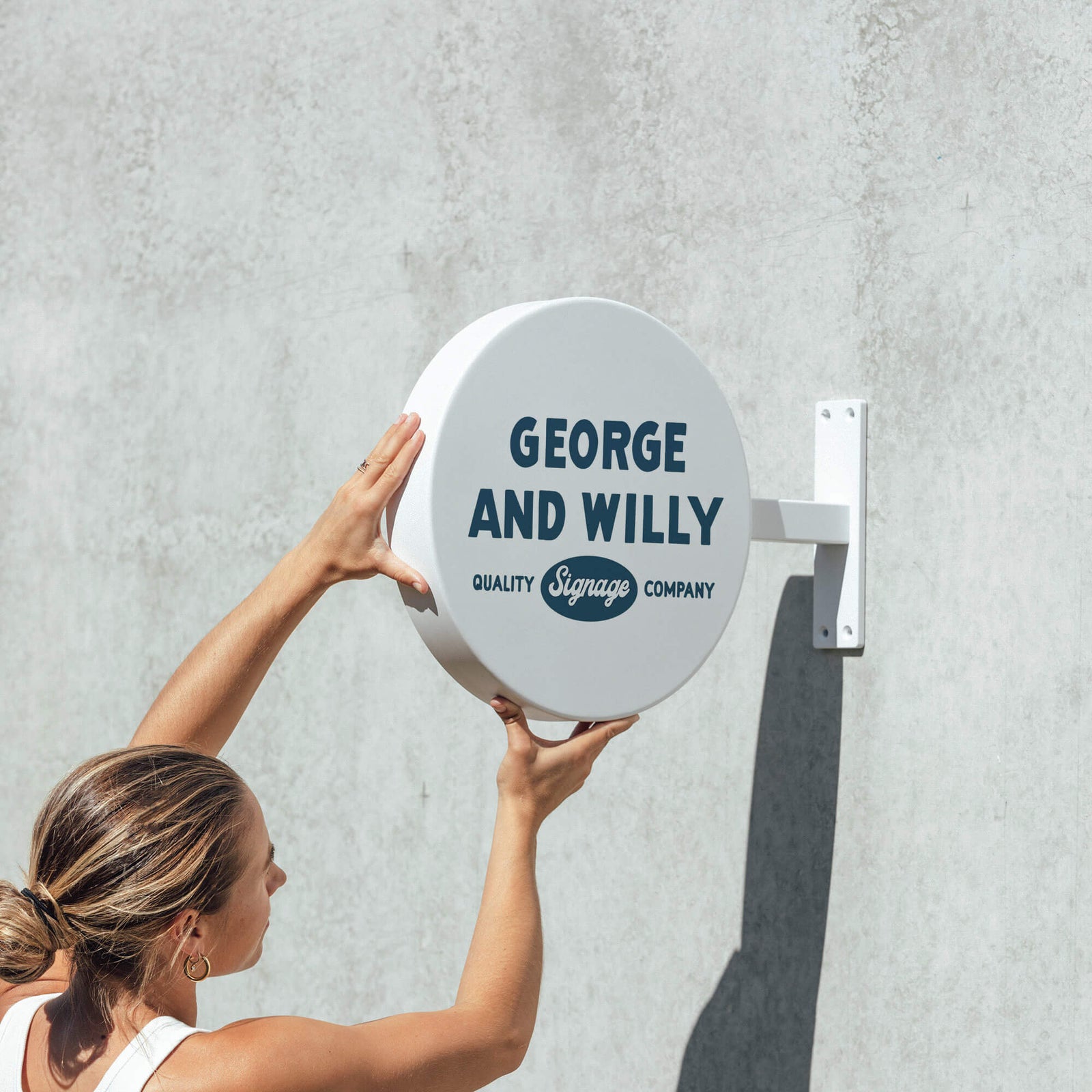 Blade Signs | Wall Signs | George & Willy – George and Willy